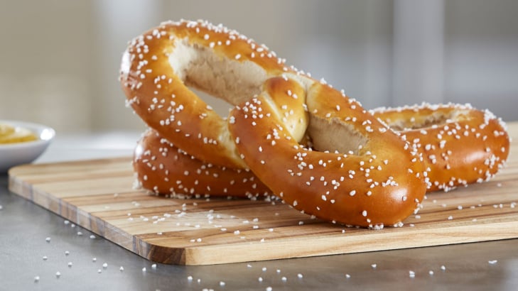 Philly Pretzel Factory opens in Long Beach • The Long Island Times