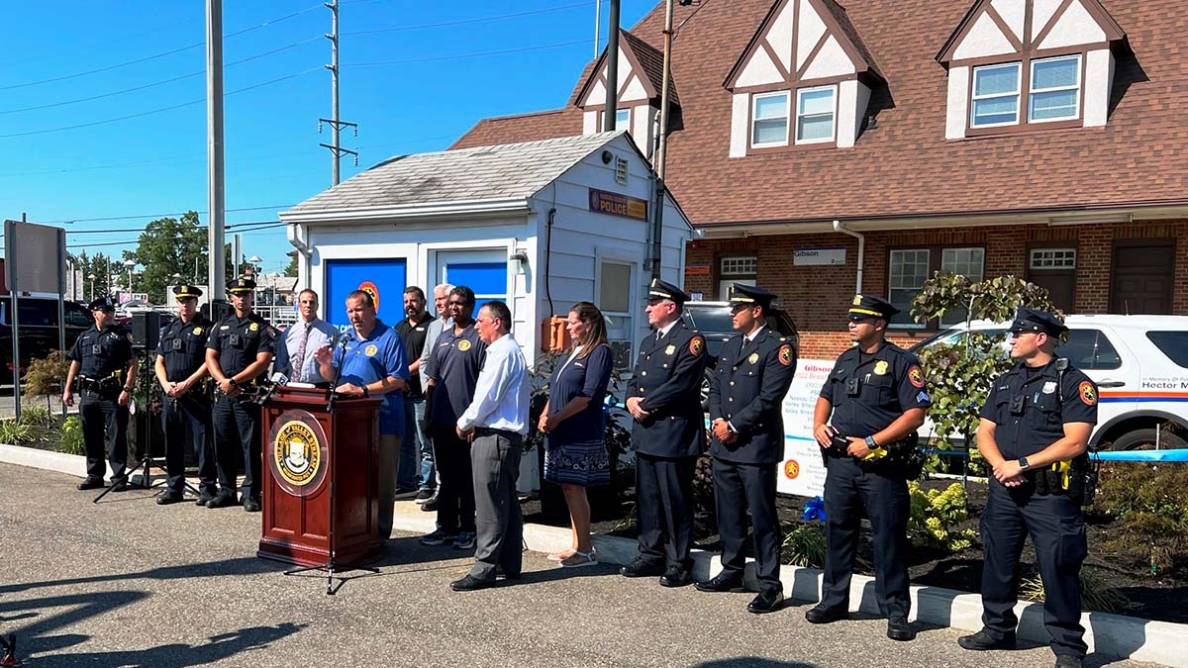 Improvements unveiled at Gibson LIRR station • The Long Island Times