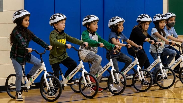 Bike Foundation gets Kindergarten kids rolling • The Long Island Times