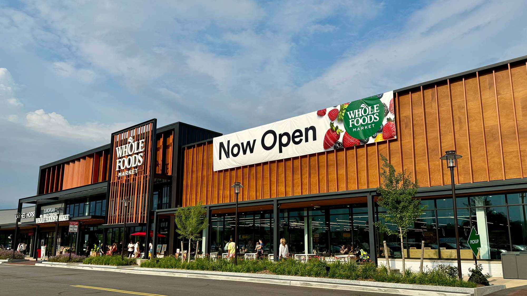New Whole Foods opens in Huntington Station – The Long Island Times