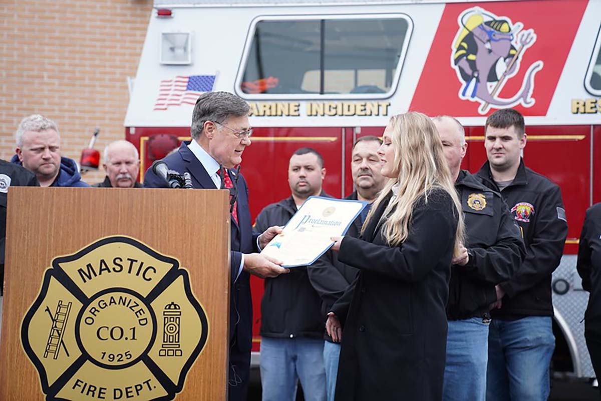 Woman honored for saving man in Mastic ice rescue – The Long Island Times