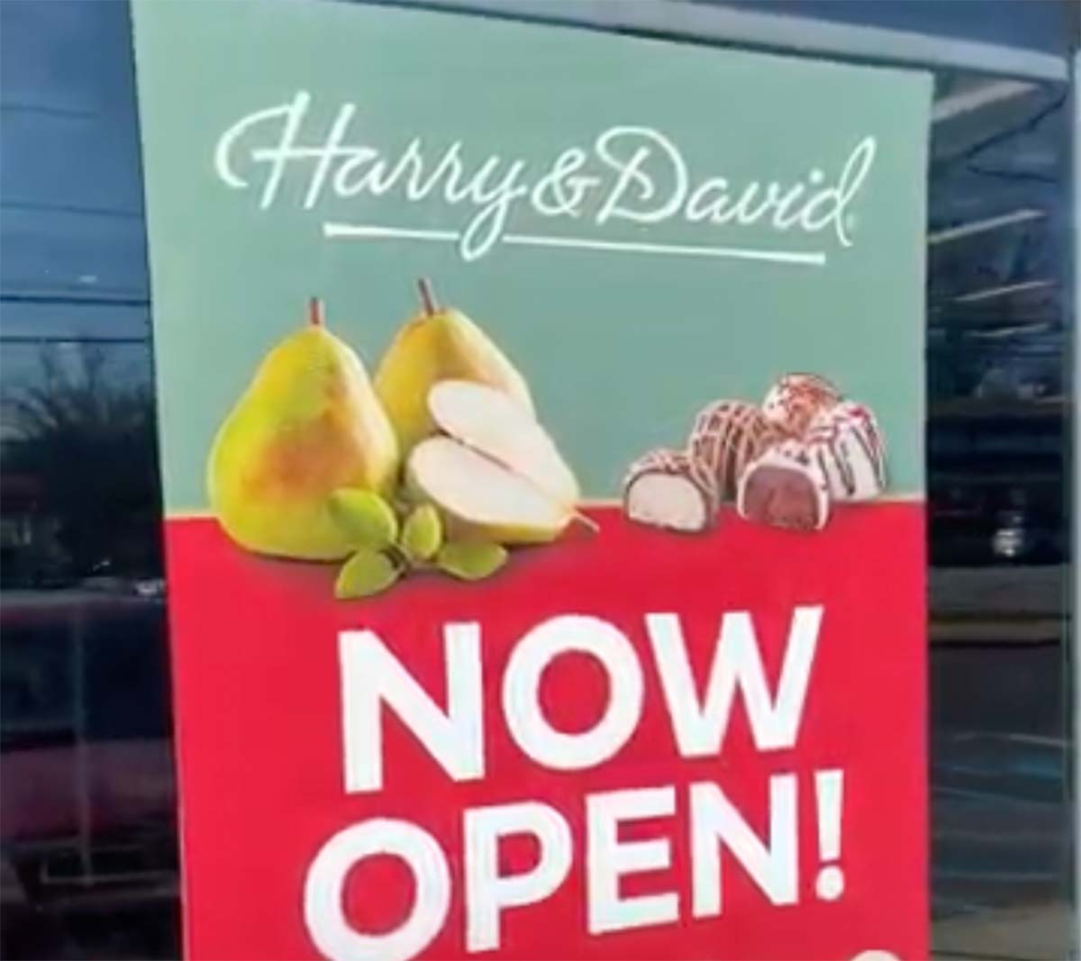 Harry & David opens first Long Island store – The Long Island Times