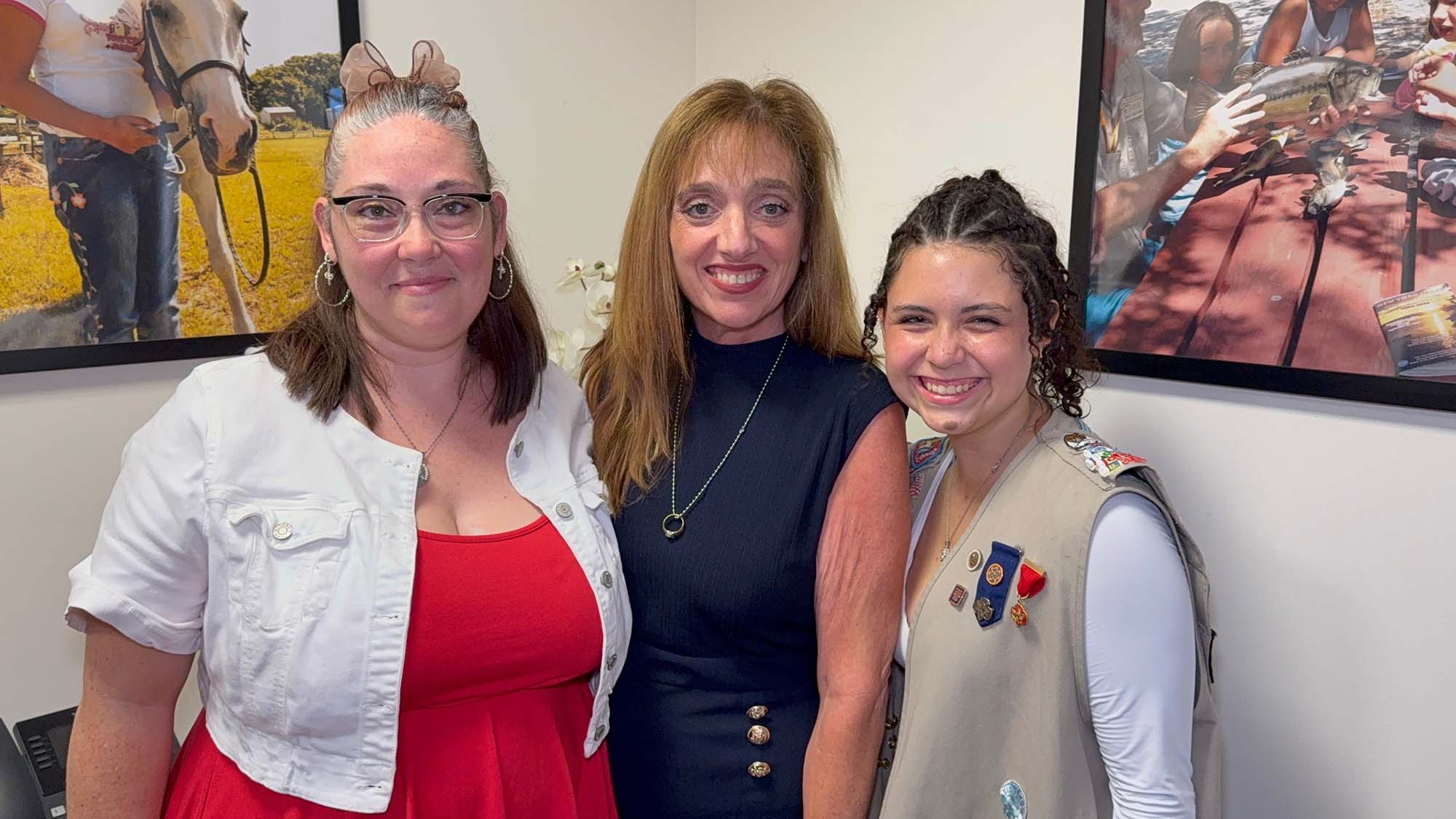 Suffolk County Girl Scout receives national Medal of Honor for heroism ...