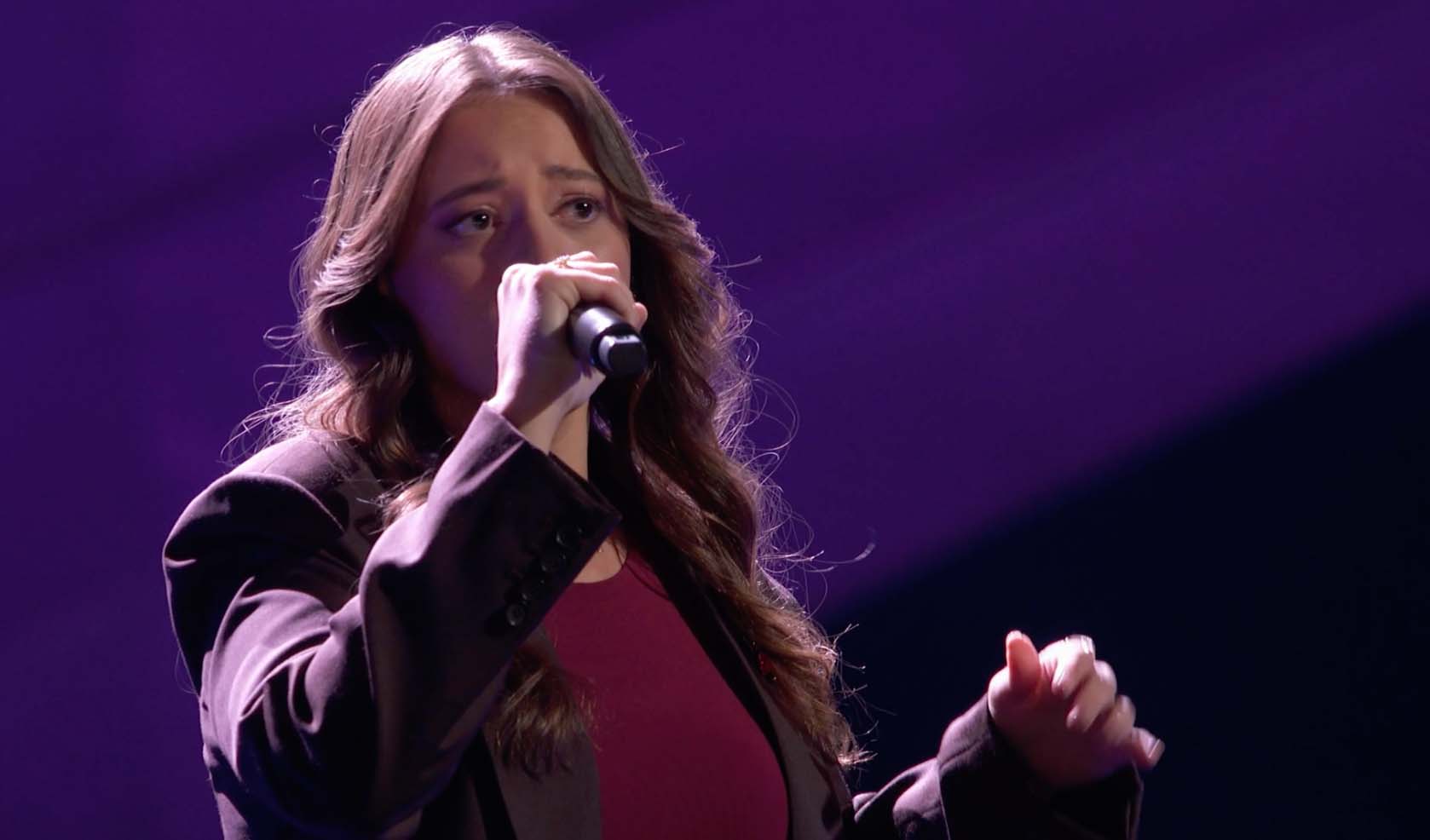 Long Island singer advances on “The Voice” – The Long Island Times